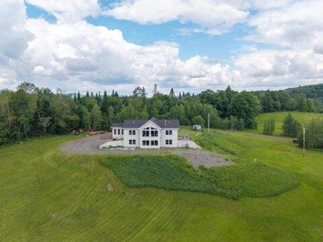 house with 2 bedroom, Colebrook NH ES104445239