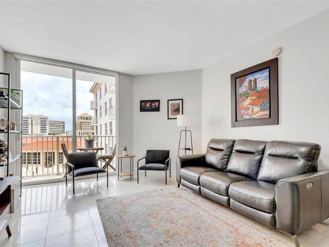 house with 2 bedroom, Coral Gables FL FL DS102588806