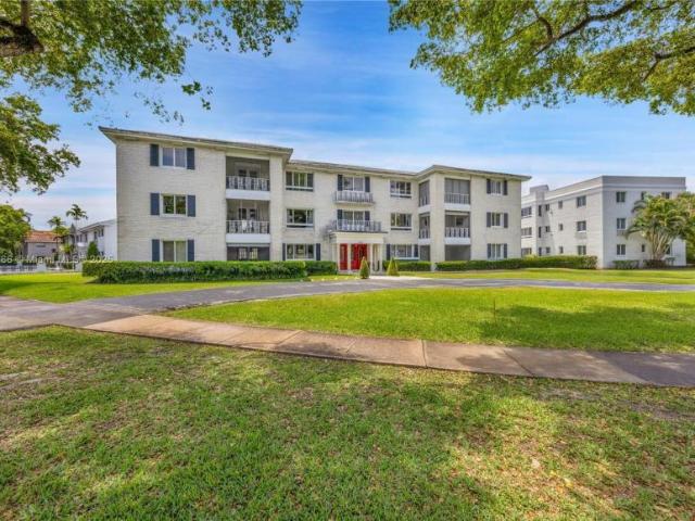 house with 2 bedroom, Coral Gables Fl FL DS102660151