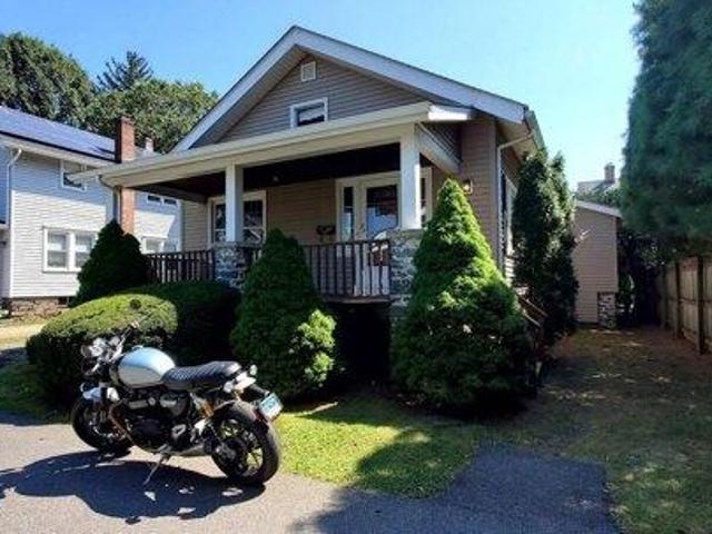 house with 2 bedroom, Cos Cob CT DLS101602401
