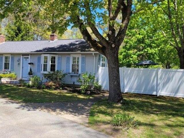 house with 2 bedroom, Cotuit MA DS102669855