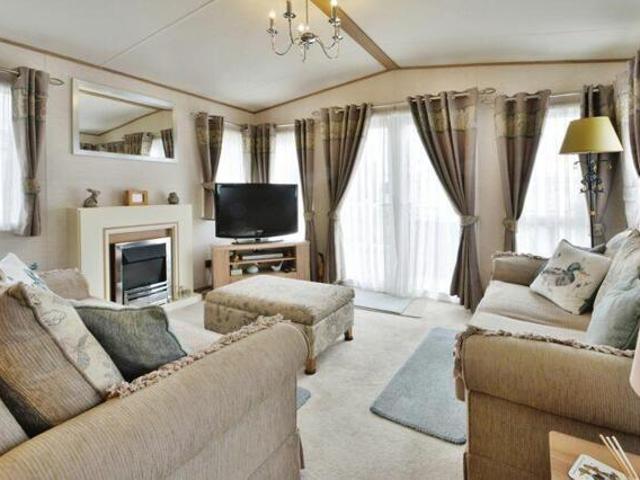 House With 2 Bedroom Cotswold Hoburne Cotswold Hoburne DS86938271