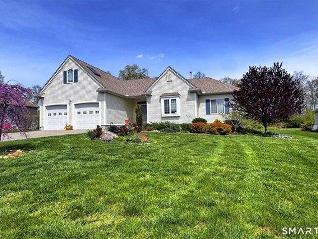 house with 2 bedroom, Coventry CT DS102254202