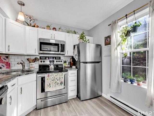 house with 2 bedroom, Coventry CT ES104410124