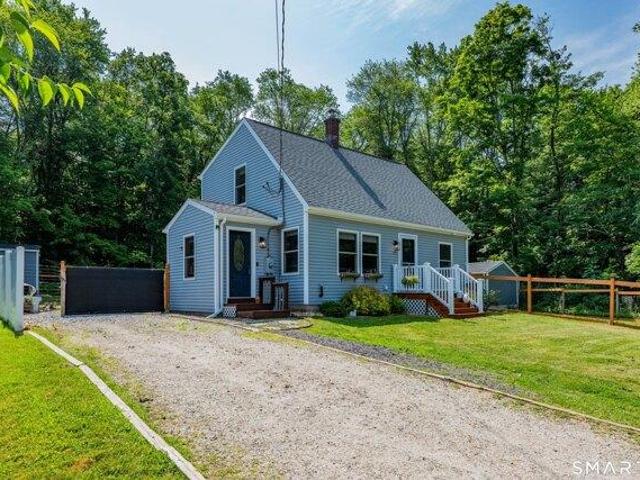 house with 2 bedroom, Coventry CT ES104807994