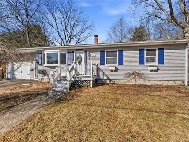 house with 2 bedroom, Coventry RI DS102063654