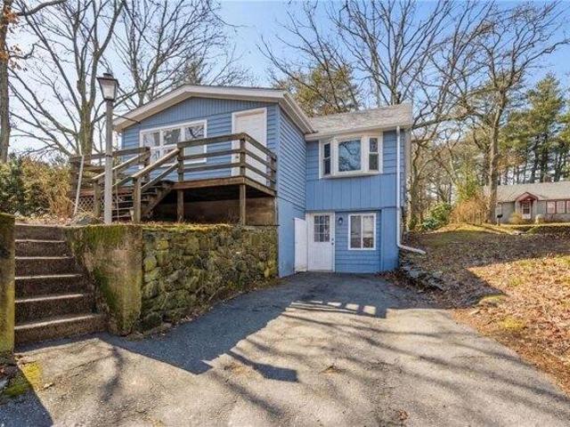 house with 2 bedroom, Coventry RI DS102565440