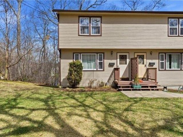 house with 2 bedroom, Coventry RI DS102531297