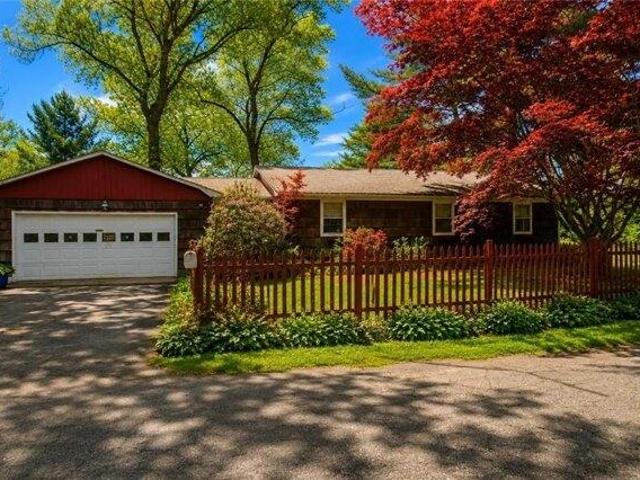 house with 2 bedroom, Coventry RI DS102727673