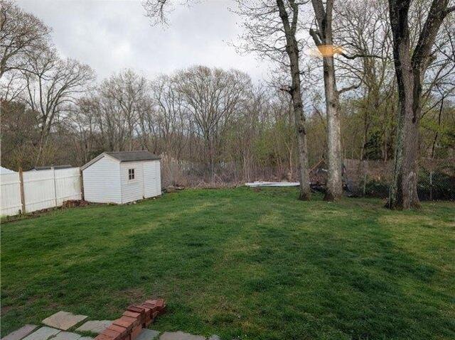 house with 2 bedroom, Coventry RI ES103247764