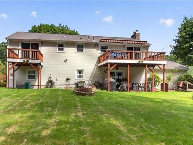 house with 2 bedroom, Coventry RI ES103249120