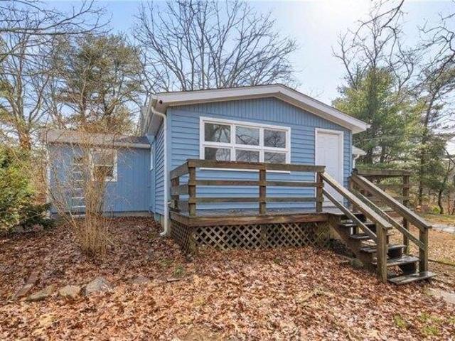 house with 2 bedroom, Coventry RI ES103928606