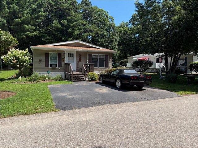 house with 2 bedroom, Coventry RI ES105095752