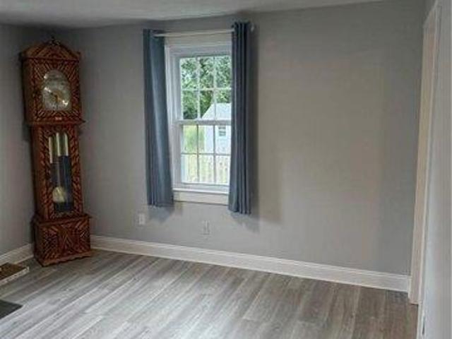 house with 2 bedroom, Coventry RI ES105144654