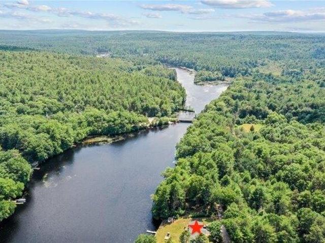 house with 2 bedroom, Coventry RI ES105229483