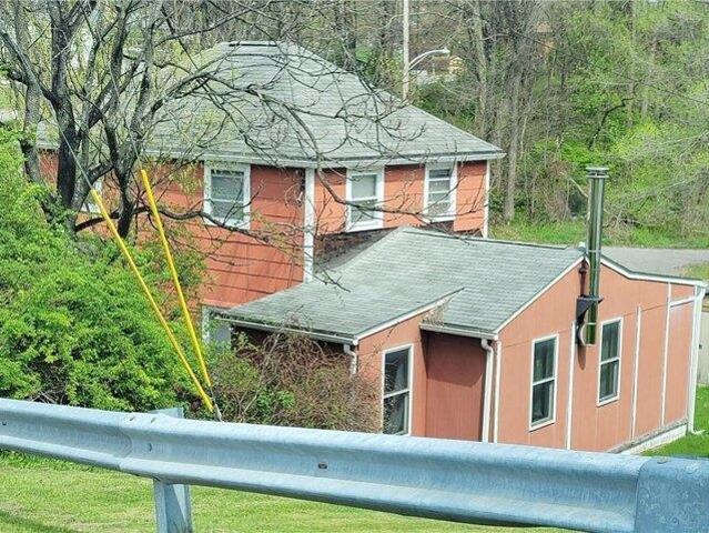 house with 2 bedroom, Clairton PA ES103600400