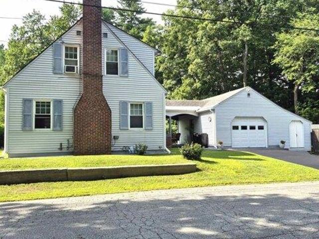 house with 2 bedroom, Claremont NH ES105114579