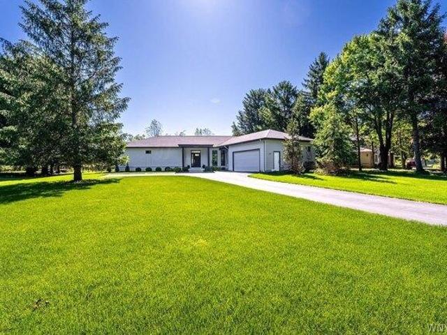 house with 2 bedroom, Clarence NY ES104905358
