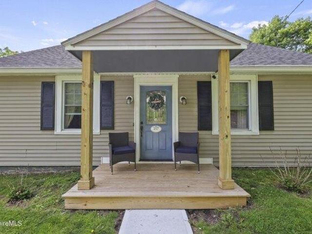 house with 2 bedroom, Clarksburg MA DS103223511