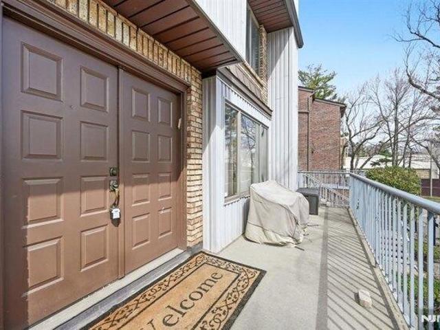 house with 2 bedroom, Clifton NJ DLS102530129