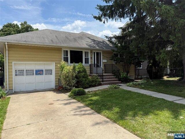 house with 2 bedroom, Clifton NJ DS104235268