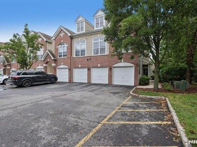 house with 2 bedroom, Clifton NJ DS104265790