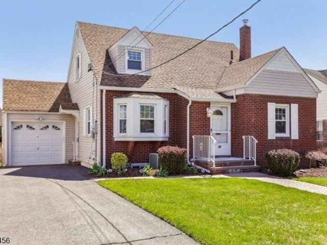house with 2 bedroom, Clifton NJ ES104191509