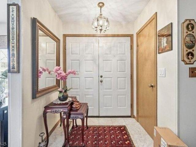 house with 2 bedroom, Clifton NJ ES104921902