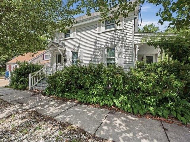 house with 2 bedroom, Clinton MA DS104192432
