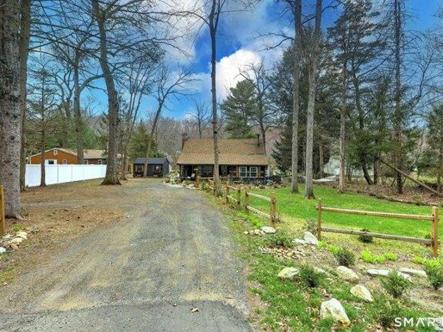 house with 2 bedroom, Clinton CT DLS102256050