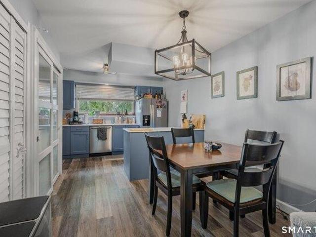 house with 2 bedroom, Cromwell CT ES105231279