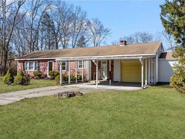 house with 2 bedroom, Cranston RI DS102778535