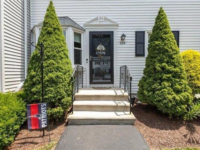house with 2 bedroom, Cranston RI DS104042149