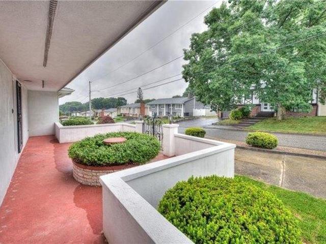 house with 2 bedroom, Cranston RI DS104044243