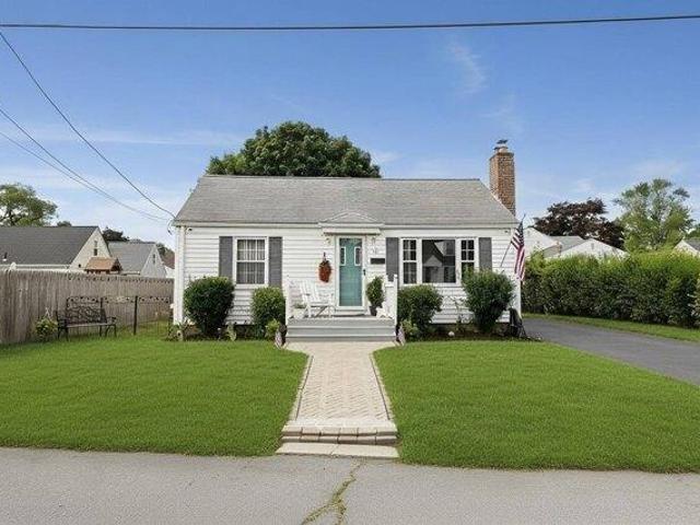 house with 2 bedroom, Cranston RI DS104332725