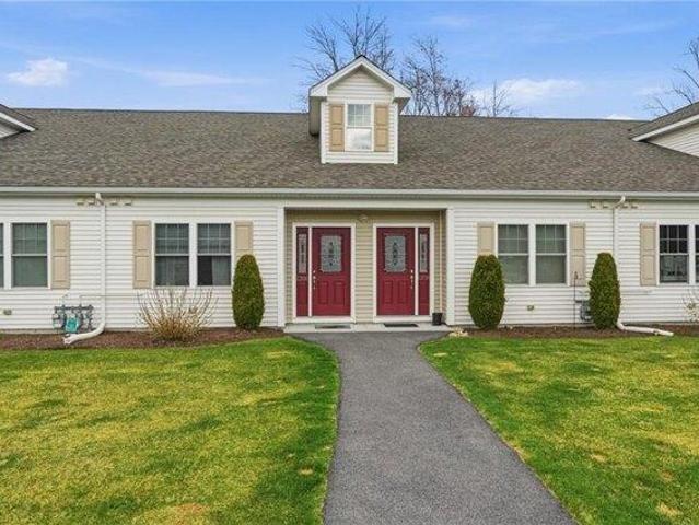house with 2 bedroom, Cranston RI ES103442785