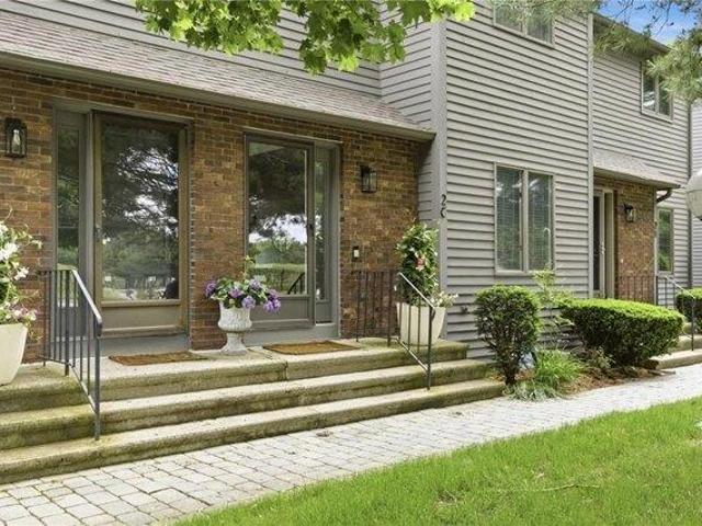 house with 2 bedroom, Cranston RI ES103927591