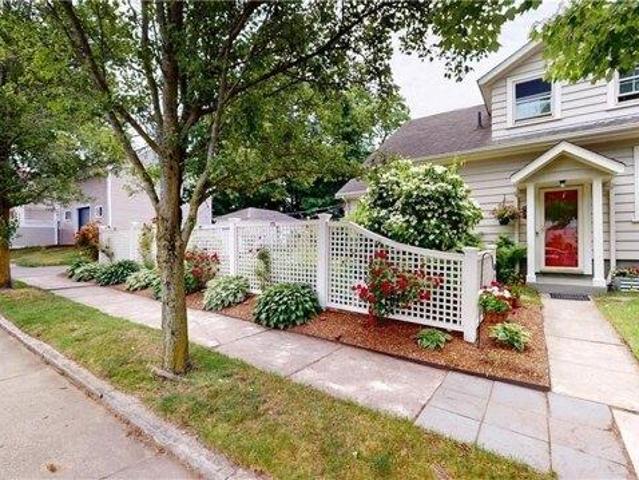 house with 2 bedroom, Cranston RI ES104297948