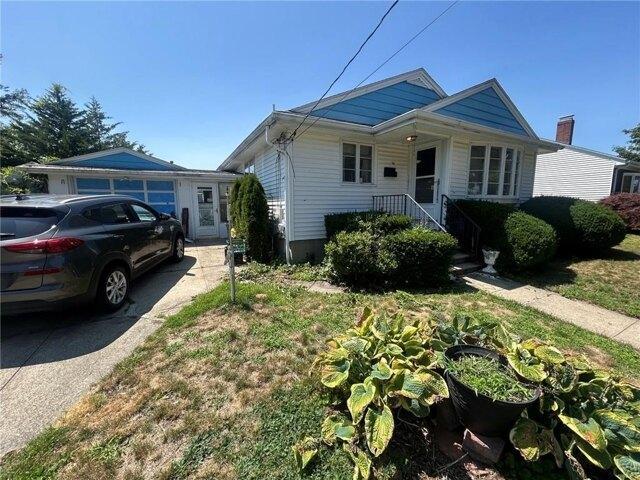 house with 2 bedroom, Cranston RI ES104832753