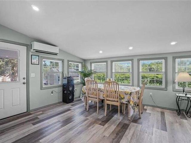 house with 2 bedroom, Cranston RI ES105093653