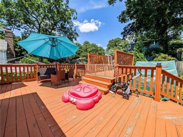 house with 2 bedroom, Cranston RI ES105108021