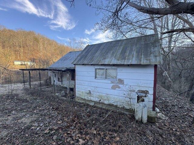 house with 2 bedroom, Crum WV ES104898713
