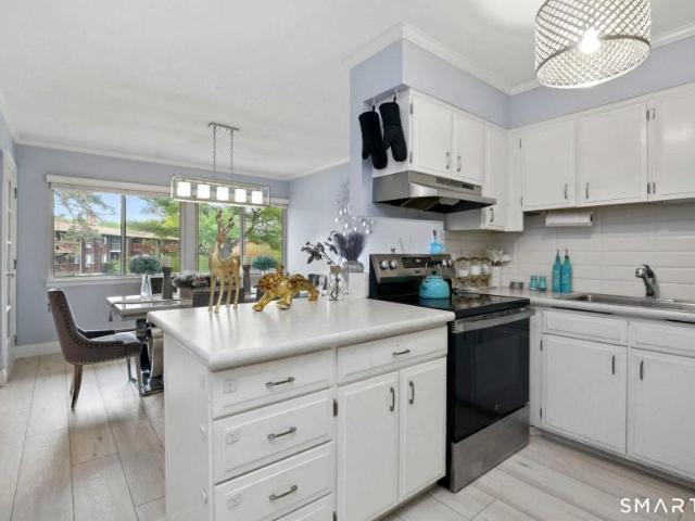 house with 2 bedroom, CT CT DLS102204449
