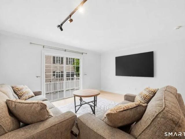 house with 2 bedroom, CT CT ES102272203