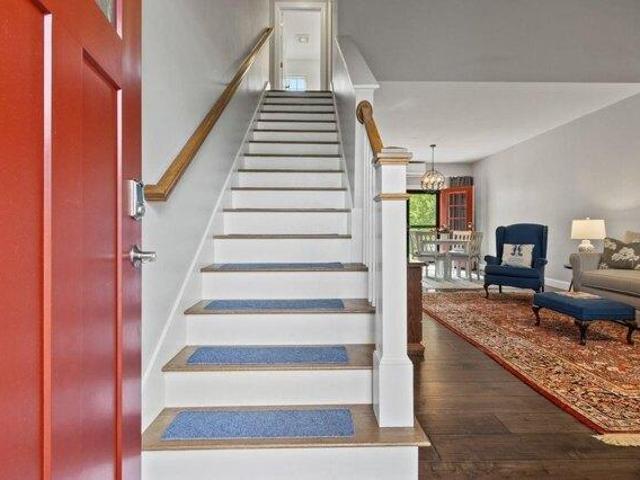 house with 2 bedroom, Cumberland ME ES105114123