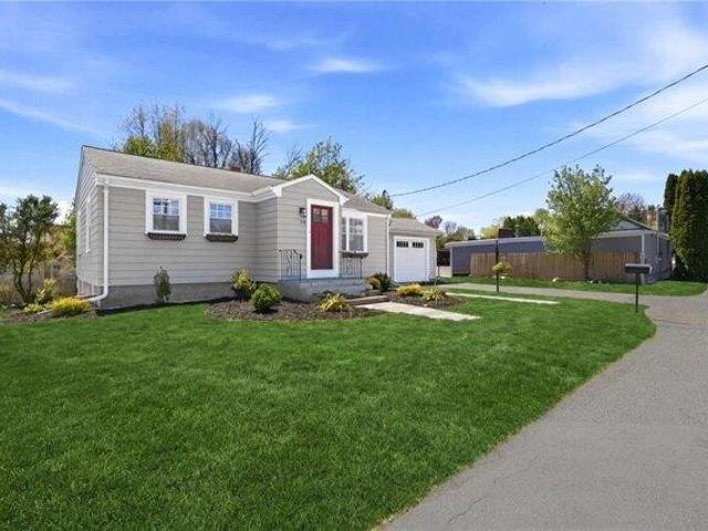 house with 2 bedroom, Cumberland RI DS101858136