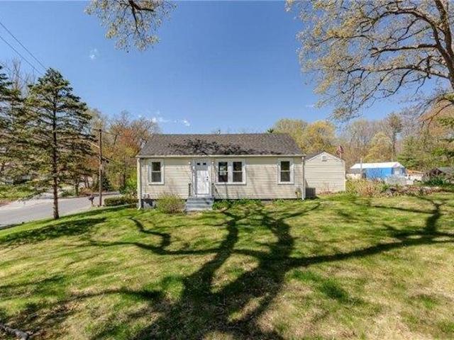 house with 2 bedroom, Cumberland RI DS103494054