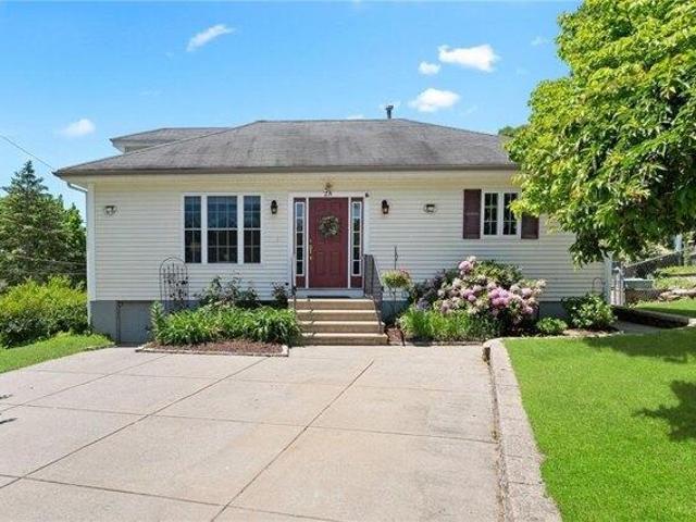 house with 2 bedroom, Cumberland RI DS103662561