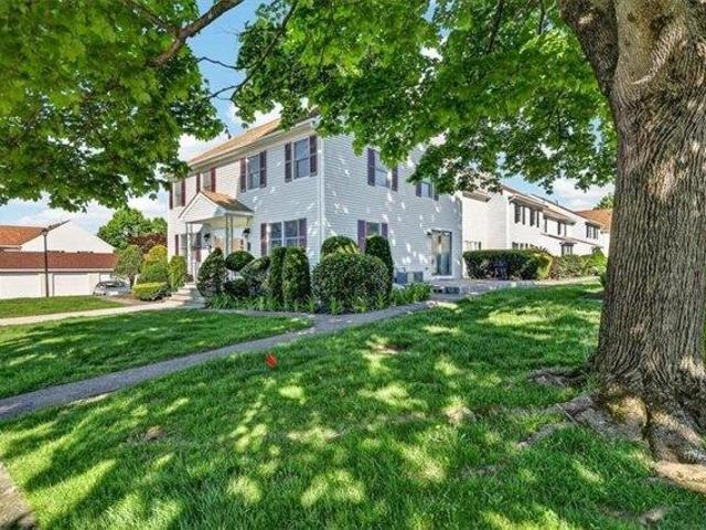 house with 2 bedroom, Cumberland RI ES103018195