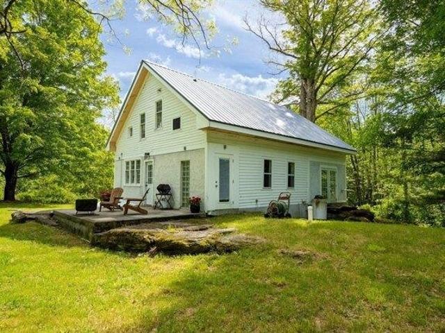 house with 2 bedroom, Cummington MA ES103966646